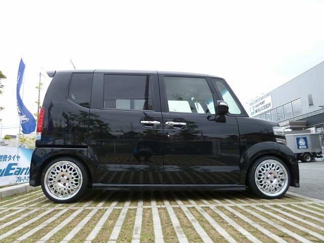 N-BOX (エヌボックス) JF系(JF1～2) JF1 | 装着ギャラリー | カーポートマルゼン