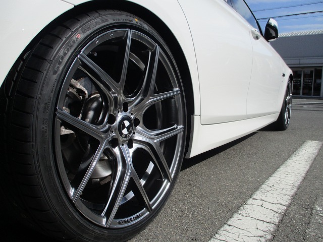 5シリーズ F10 DBA-FP25 (F10) | 装着ギャラリー | カーポートマルゼン