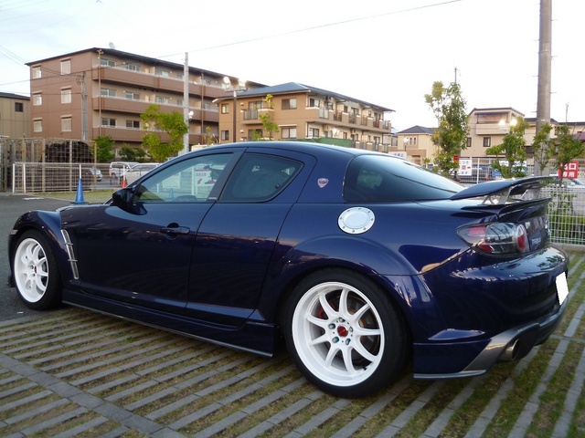 RX-8 SE3P LA/ABA-SE3P | 装着ギャラリー | カーポートマルゼン