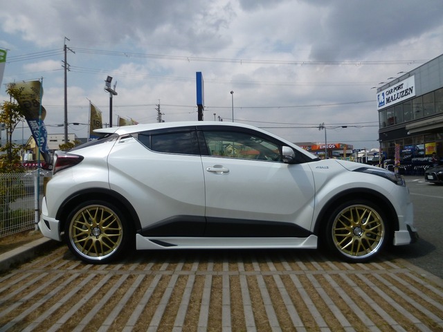 C-HR ZYX/NGX ZYX10、ZYX11 | 装着ギャラリー | カーポートマルゼン