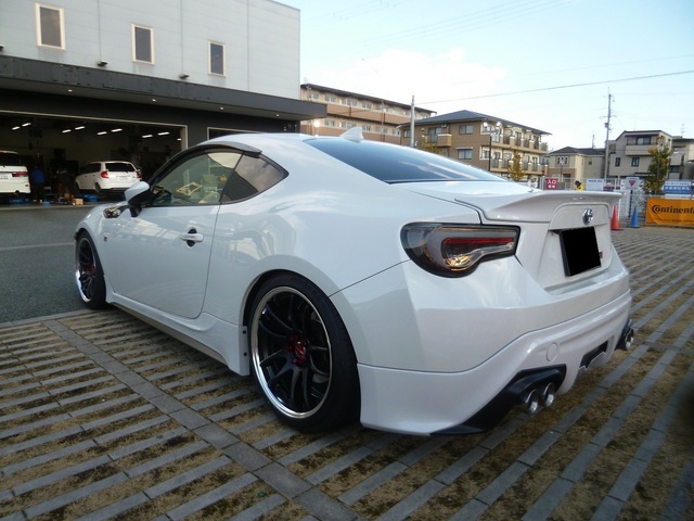 86 ZN6 DBA-ZN6 | 装着ギャラリー | カーポートマルゼン