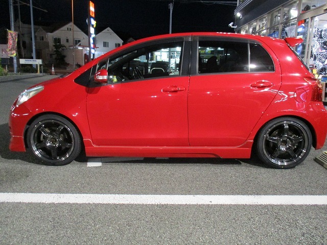 ヴィッツ 130系 NCP131/NCP130 | 装着ギャラリー | カーポートマルゼン