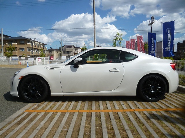 86 ZN6 DBA-ZN6 | 装着ギャラリー | カーポートマルゼン