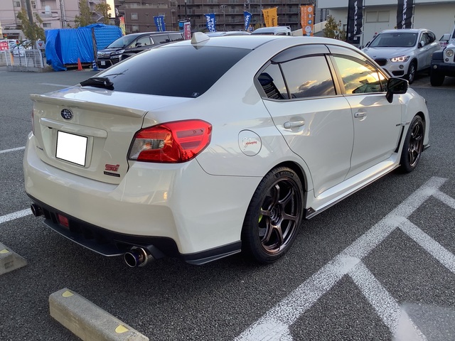WRX STI VAB系 CBA-VAB | 装着ギャラリー | カーポートマルゼン