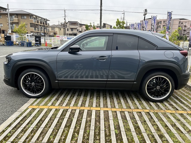 MAZDA(マツダ) MX-30 DR系 DREJ3P | 装着ギャラリー | カーポートマルゼン