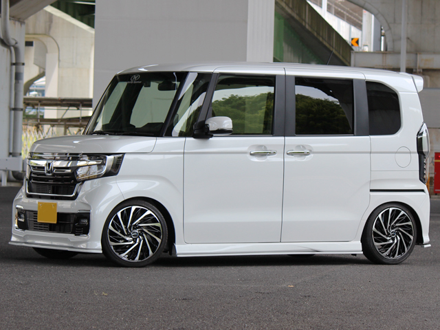 N-BOX (エヌボックス) JF系(JF3～4) DBA-JF3、DBA-JF4 | 装着ギャラリー | カーポートマルゼン