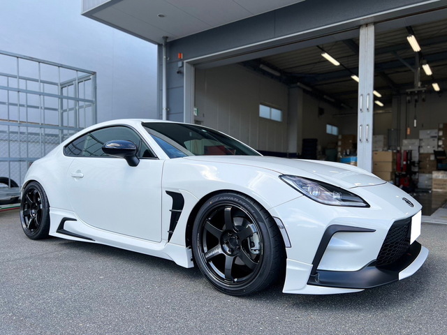 GR86 ZN8 3BA-ZN8 | 装着ギャラリー | カーポートマルゼン