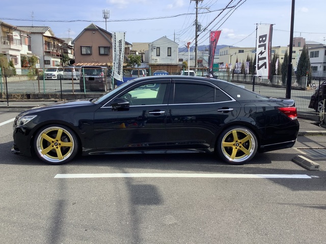 クラウンアスリート 210系 DBA-GRS210 | 装着ギャラリー | カーポートマルゼン