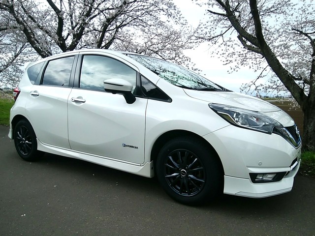 ノート E12系 DAA-HE12 | 装着ギャラリー | カーポートマルゼン