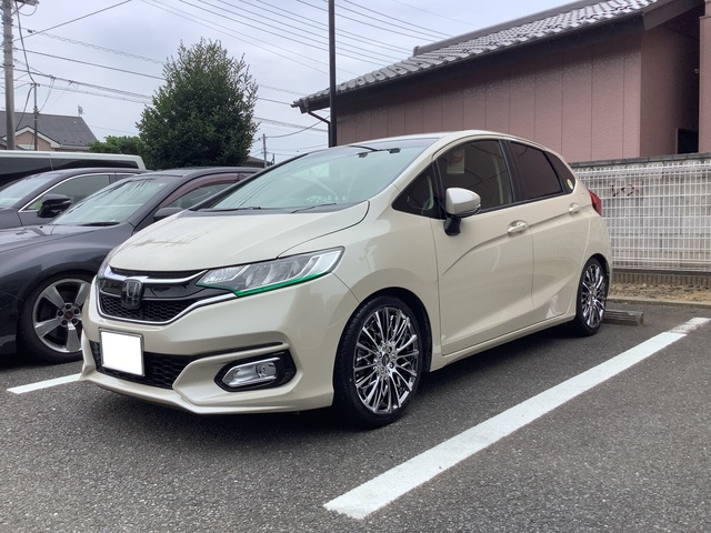 フィット GK系 DBA-GK3、GK4 | 装着ギャラリー | カーポートマルゼン