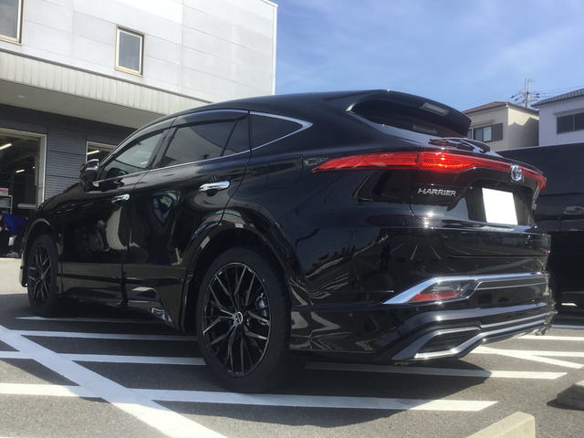 ハリアーハイブリッド 80系 AXUH80 | 装着ギャラリー | カーポートマルゼン