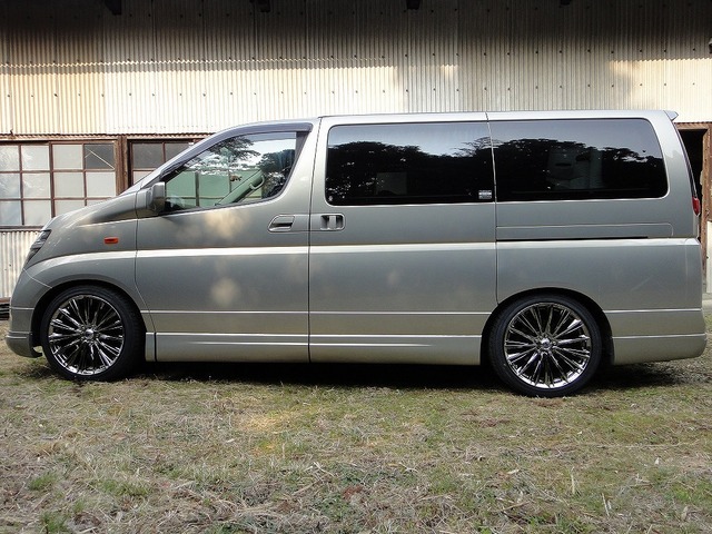 エルグランド E51系 E51(51系) | 装着ギャラリー | カーポートマルゼン