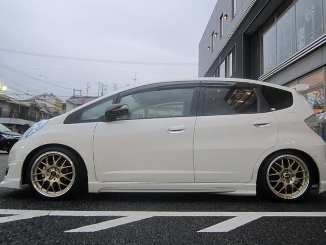 フィットハイブリッド GP DAA-GP1 | 装着ギャラリー | カーポートマルゼン